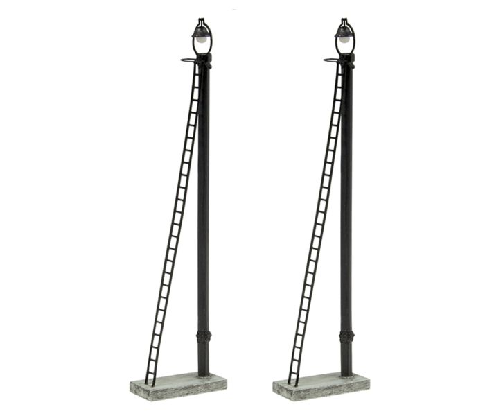 Scenecraft Wooden Post Yard Lamps 2pcs (Pre-Built)-Bachmann-44-561 ...