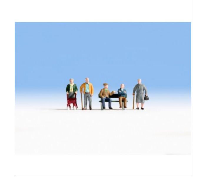 Senior Citizens (5) and Bench Figure Set-Noch-15551 | Gaugemaster