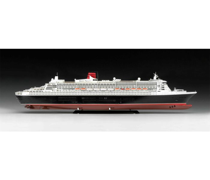 Queen Mary 2 (1:400 Scale)-Revell-05223 | Gaugemaster