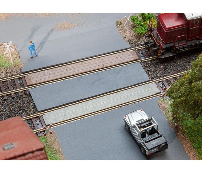 Level Crossings (2) Kit-Faller-180969 | Gaugemaster